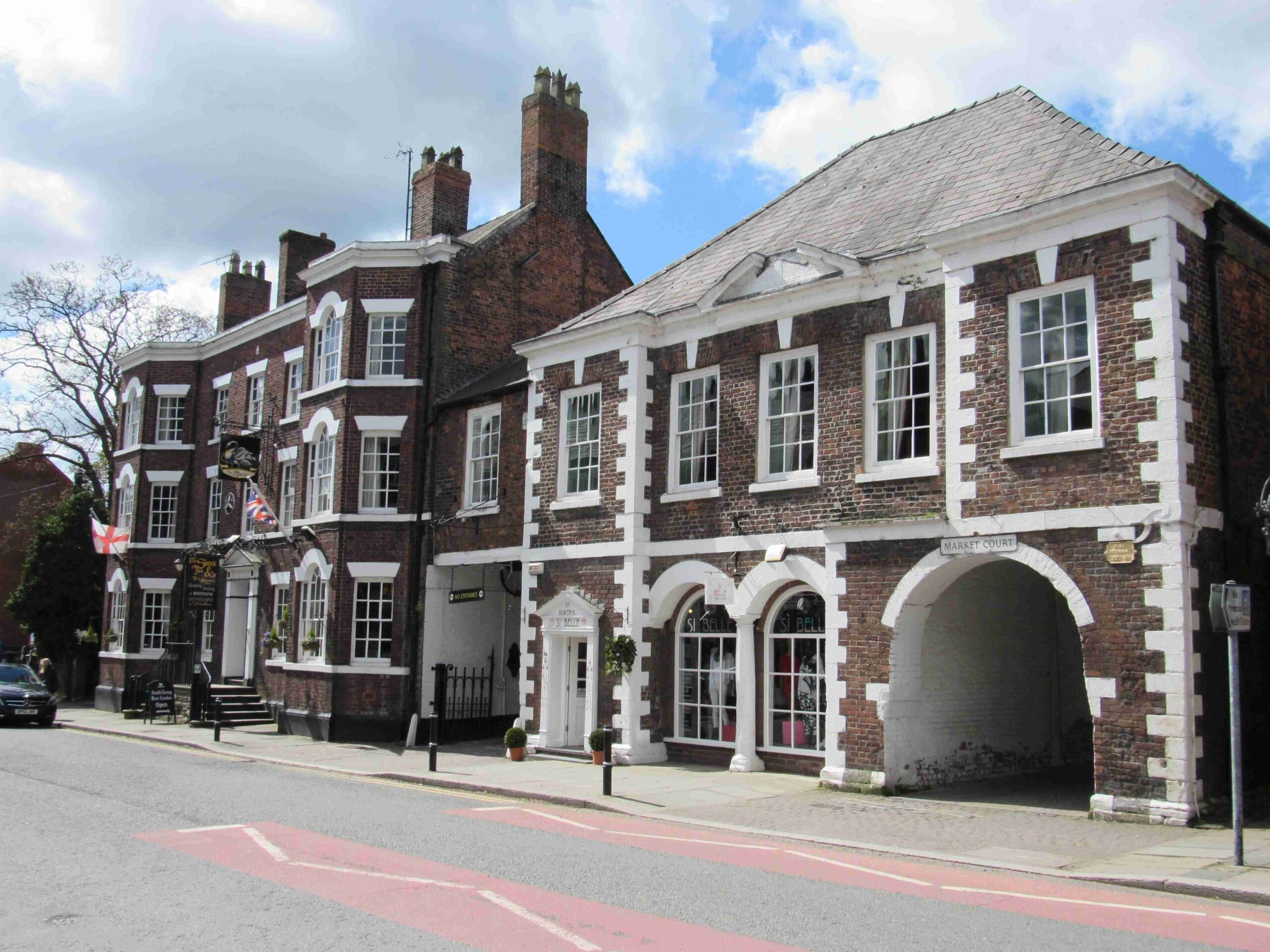 Si Belle – Experience Tarporley